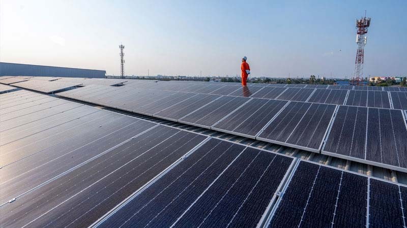 Schneider Electric presenta la sua offerta integrata per le infrastrutture di distribuzione ...